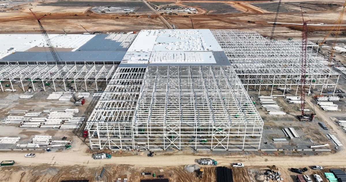 13 Massive Structural Steel Projects